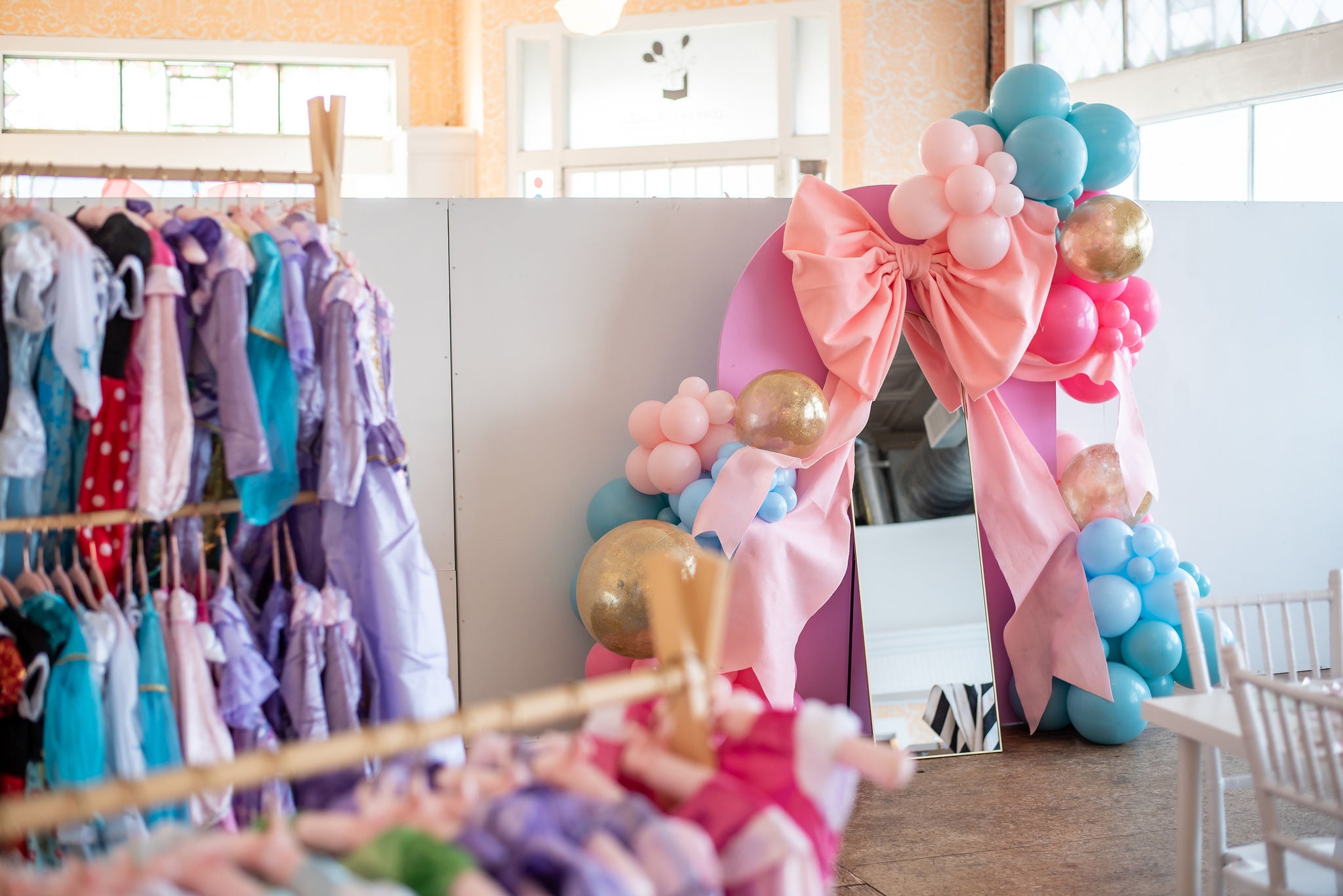 Royal Dress Up Party – Love of Character